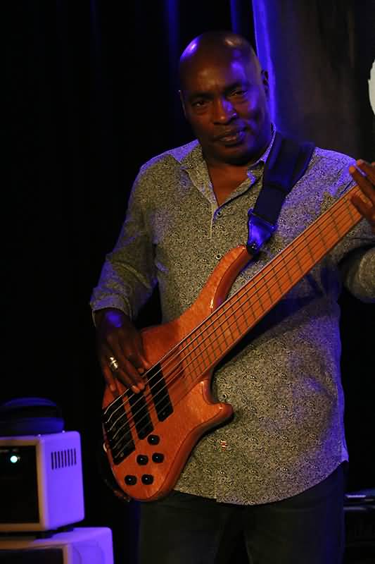 Sari Schorr & Band – Konzertbericht, 15.11.2018, Schwarzer Adler ...