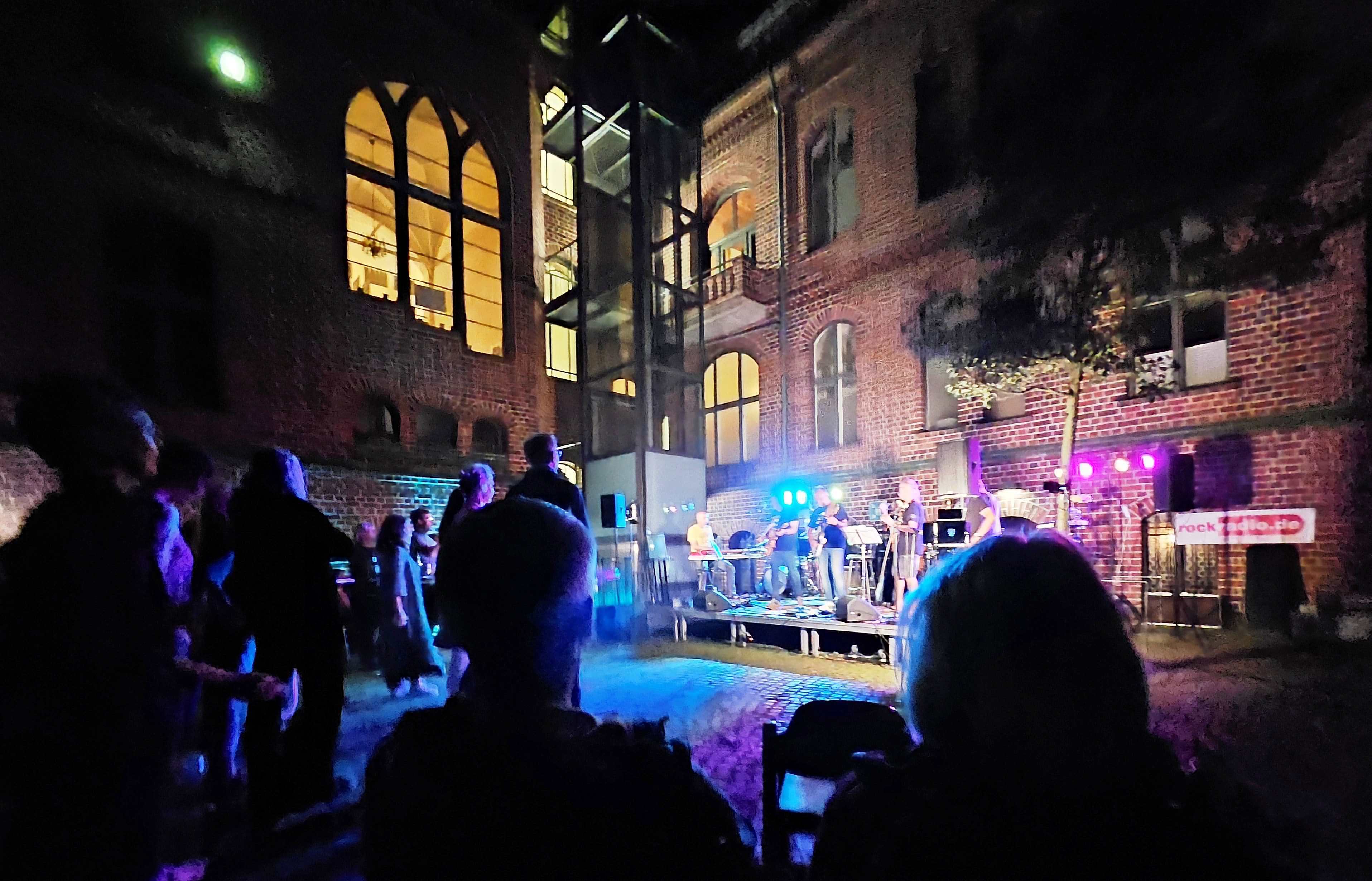 Schluff Jull featuring Matthias Peter / Konzertbericht, 16.09.2023 ...